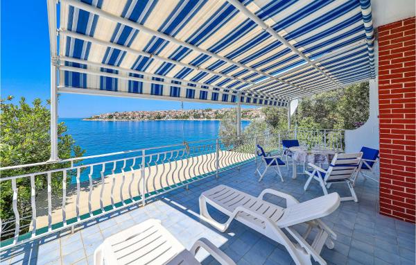 Awesome Home In Okrug Gornji With Wifi - Trogir
