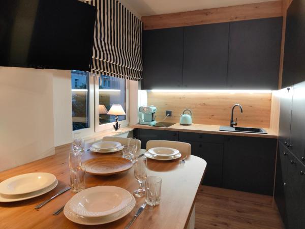 Apartament Sopot - Plaża W Zasięgu Ręki, Promenada Wzdłuż Morza Prowadzącą Do Mola, Pyszne Jedzenie W Pobliżu - Karlikowska 13b 5 - 3 Min Do Plaży - Gdynia