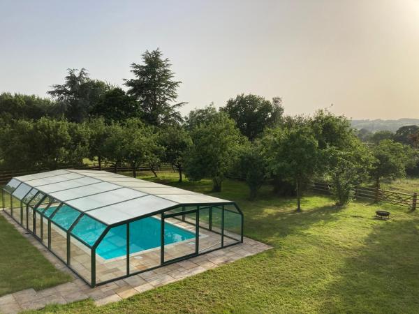 Large House On Farm With Own Heated Pool, As Seen On Bbc Tv - Exeter Airport (EXT)