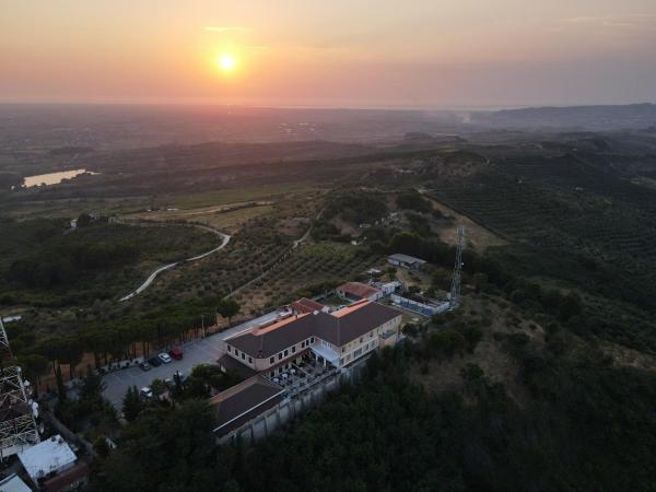 Ardenica Boutique Hotel - Lushnjë