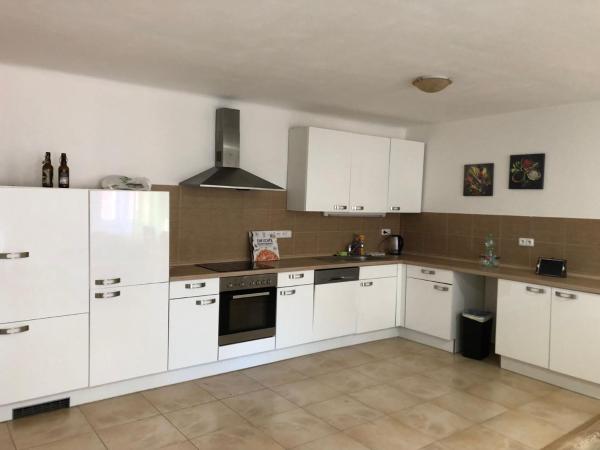 Apartment Am Schlosspark 3 - Cheb