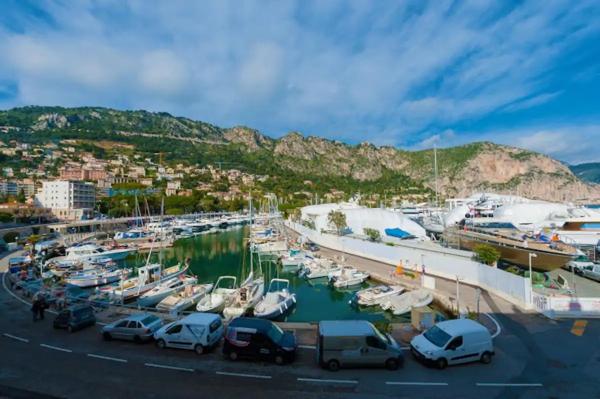 Stunning Beaulieu Sur Mer Retreat Chic With Air-conditioning And Breathtaking Views - Carros