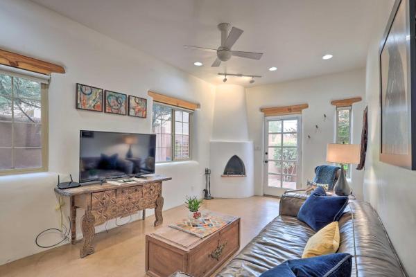 Historic Railyard Bungalow - Walkable Location! - Santa Fe, NM