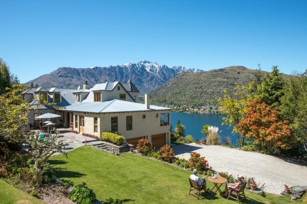 Pencarrow Boutique Lodge - Queenstown