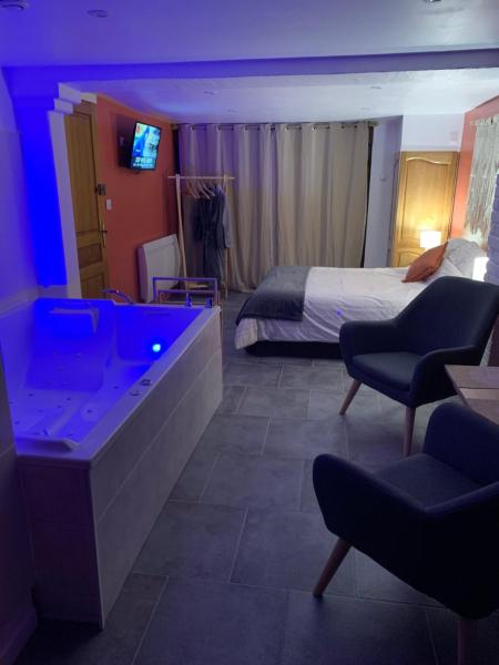 Studio Cosy Avec Jacuzzi Privatif Et Terrasse - Cassel, France