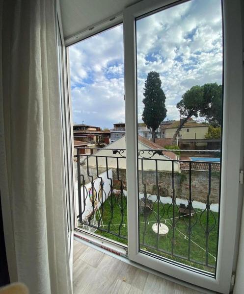 Pelit Hotel - Heybeliada