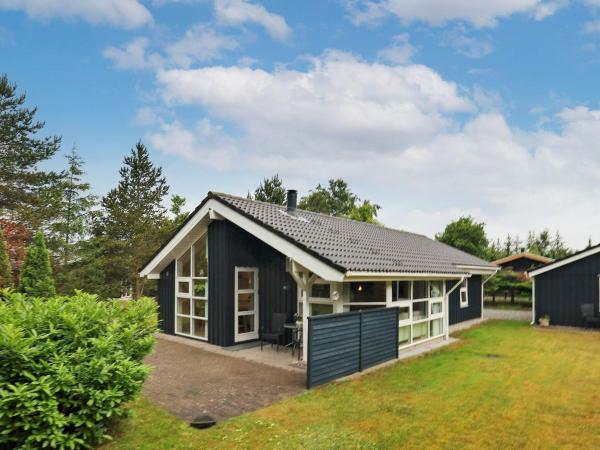 6 Person Holiday Home In Hals - 덴마크