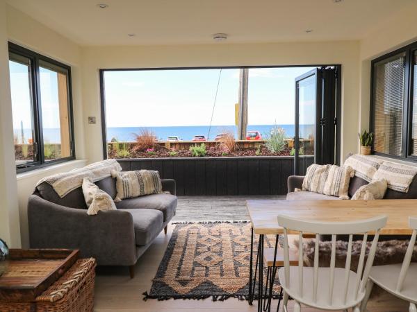 Sandpiper Chalet - Bridport