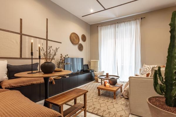 Gobi - 1 Bedroom Apartment With Office In Chamberi - Madrid