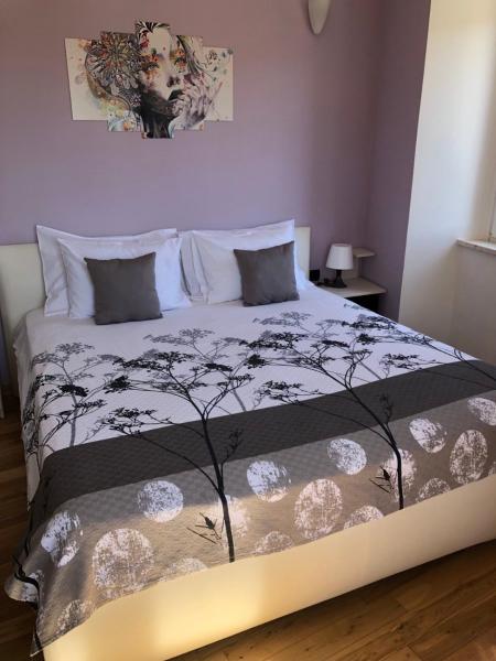 Apartment Tashi, Korzo - Rijeka, 2 Bedrooms - Rijeka