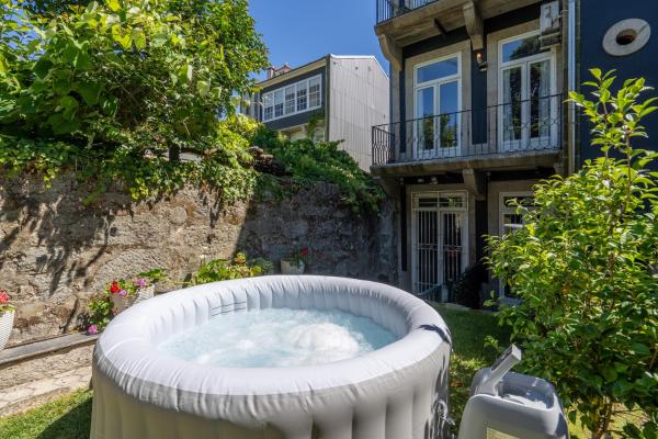 Noble Welcoming Studio W/ Garden - Douro River