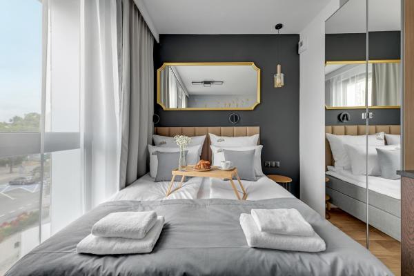 City Center Garden Gates Boutique By Downtown Apartments - Gdańsk