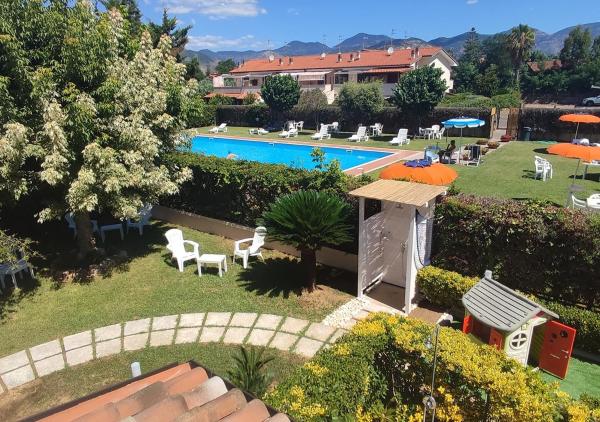 Di Girolamo Rentrooms - Sperlonga