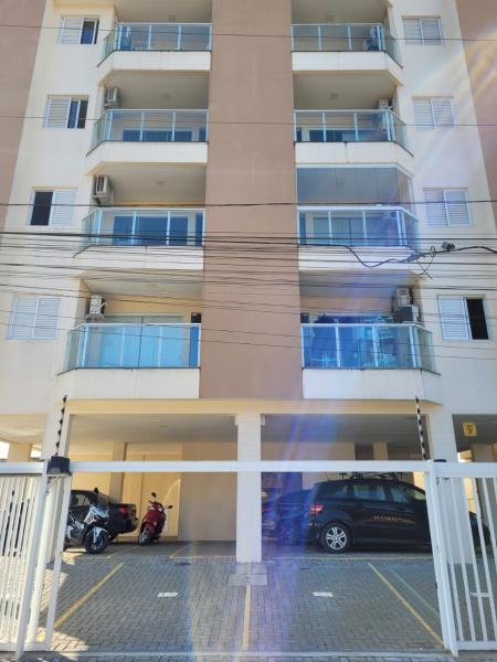 Ubatuba - Apartamento No Centro Da Cidade Próximo A Restaurantes E àS Grande, Centro, Itaguá, Etc. - Ubatuba