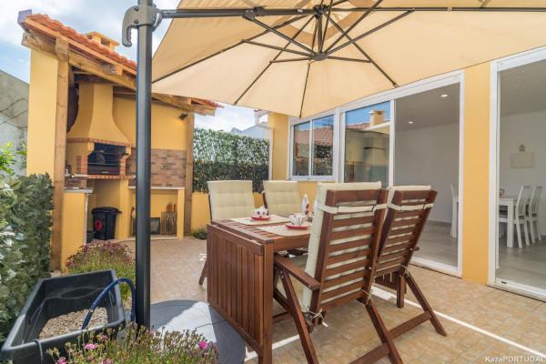 Santa Catarina Terrace - Estoril