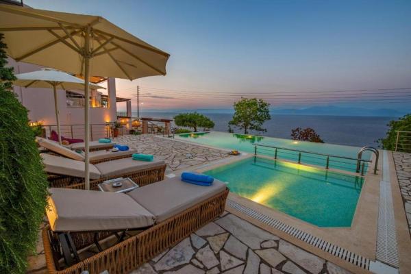 Sea View Suite With Pool - Paxi