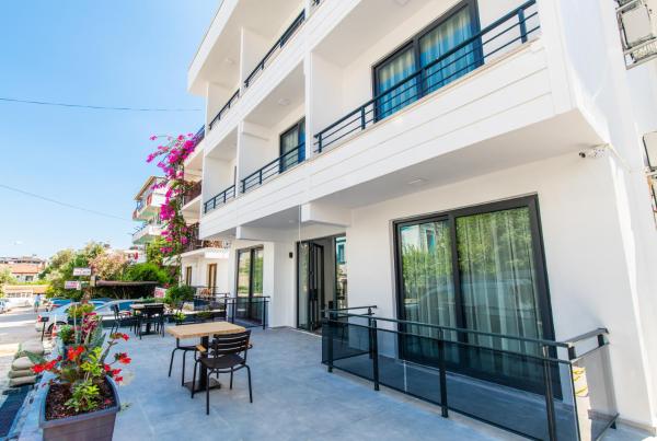 Leonis Hotel Standart Triple - Kaş