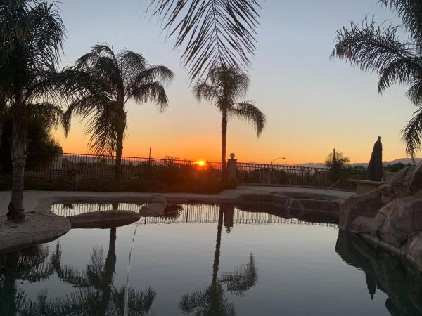 Luxhome Suites N Villa - Riverside, CA