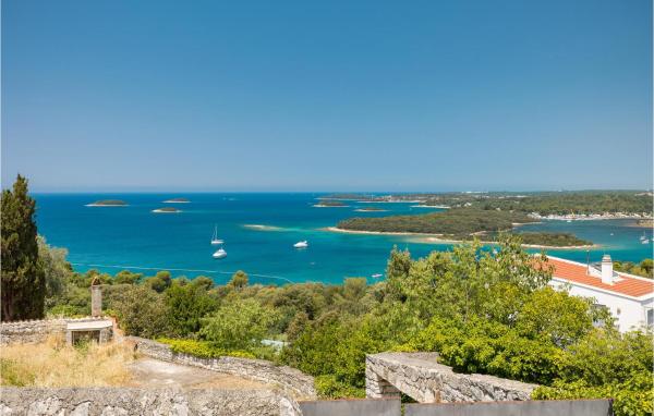 Cozy Home In Vrsar With Kitchen - Funtana