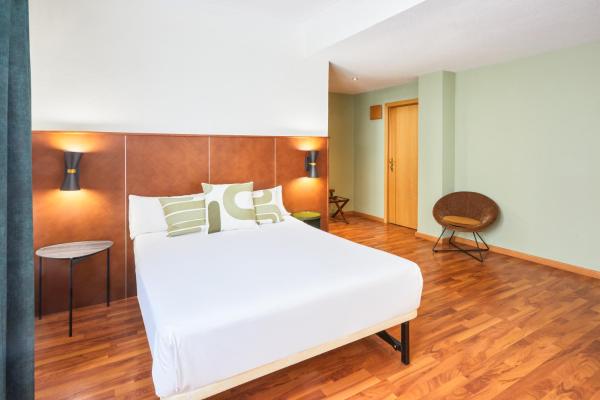 Hotel Casón Del Tormes By Happyculture - Leganés