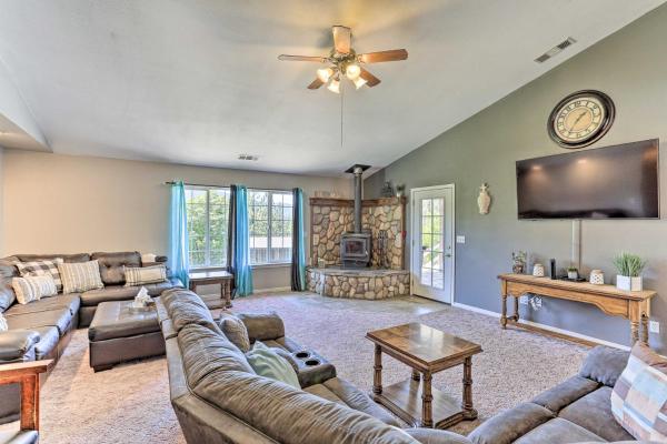 Private Pool And Game Room Family Weaverville Gem - Weaverville, CA