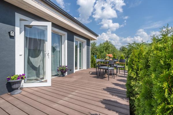 Family Garden House With Free Private Parking & Playground - Riga