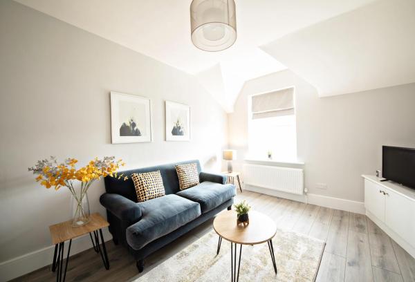 The Loft Apartment, 8 Granville Road - Knaresborough
