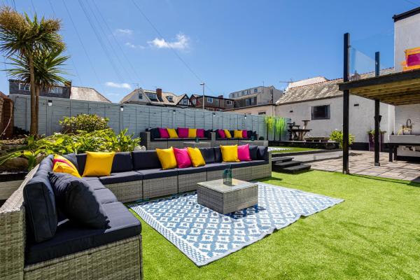 Empress Hall Blackpool By Charles Alexander Short Stay - Sleeps 20 - Blackpool