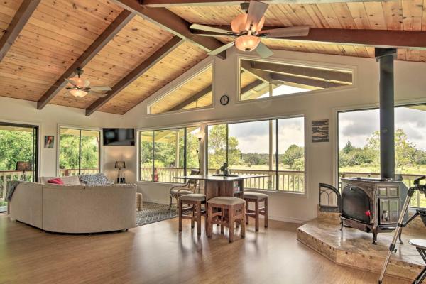 Peaceful Volcano Home Near National Park! - Volcano, HI