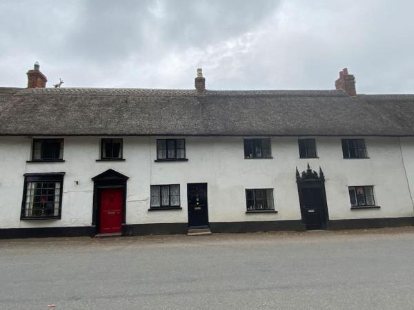 Thatched Cottage, Beautiful Village Near The Sea - Sidmouth