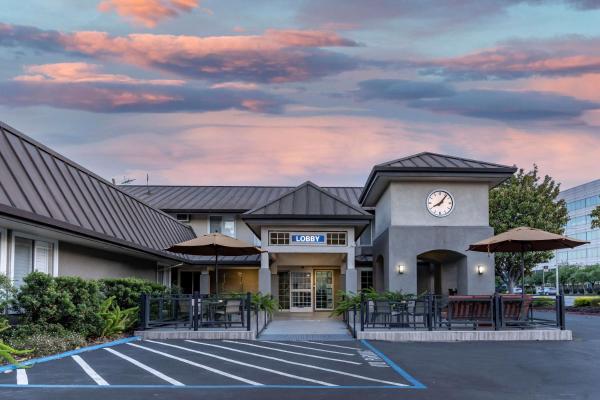 Best Western Silicon Valley Inn - Mountain View, CA
