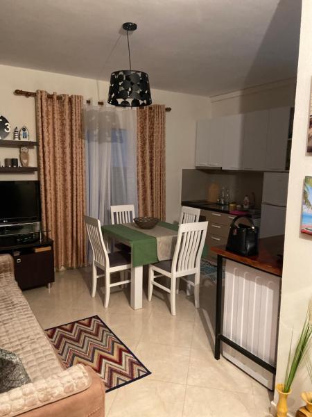 Rori’s Apartment Qerret - Qerret