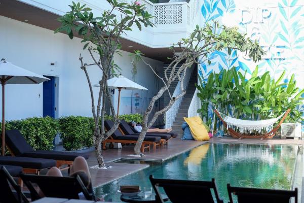 Dip & Doze Living - Canggu