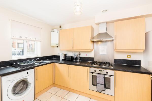 Great 4 Bed House In Black Country - Wolverhampton