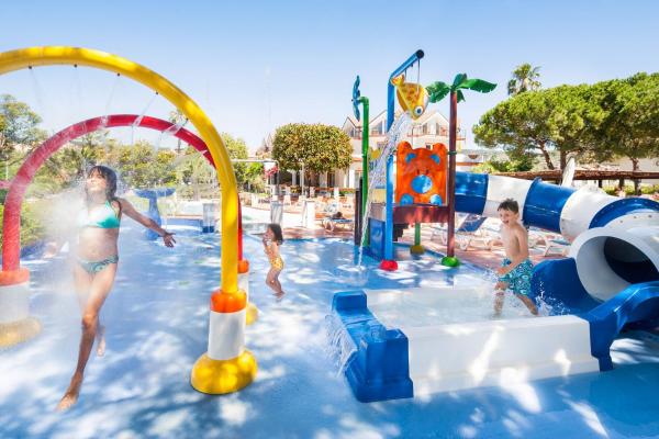Diano Sporting Apartments - Alassio