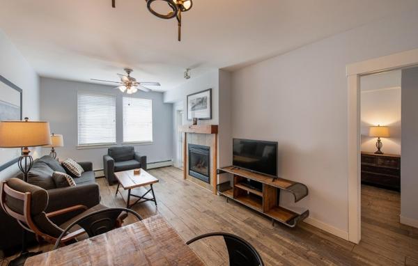 Premium Unit 4568 - One Bedroom Withkitchenette - Fraser Crossing Founders Pointe Condo - Georgetown, CO
