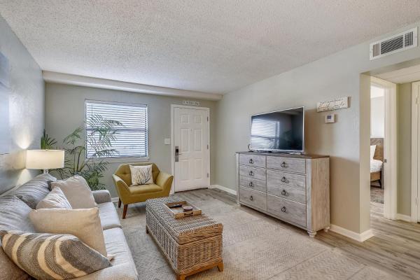 Venus 206 Condo - Okaloosa Island, FL
