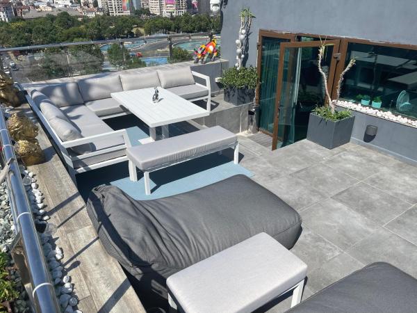 Penthouse Group 4 Apartments - Bucharest