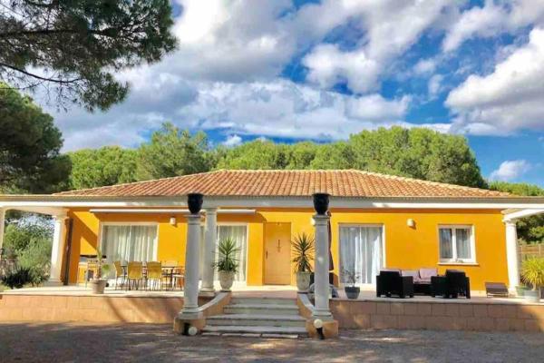 Villa Des Pins - Jolie Villa Proche De La Plage - Le Grau d'Agde