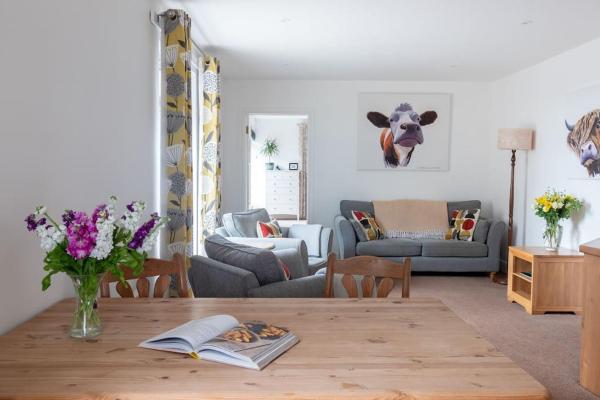 The Stables @ Higher Stancombe Farm - Torcross
