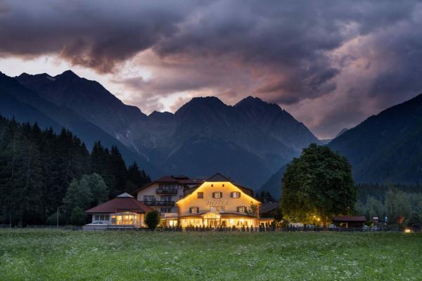 Hotel Bad Salomonsbrunn - Toblach
