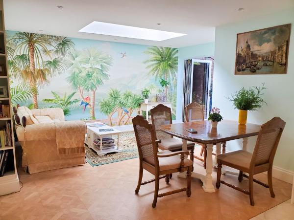 Spacious Refurbished Flat With A Garden Near Tube, Train, Thames And The City Center - Fulham