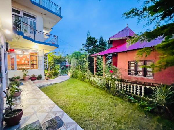 Grand View Lodge And Restaurant Dharamshala - Partial Prepayment Required To Confirm Booking - Dharamshala