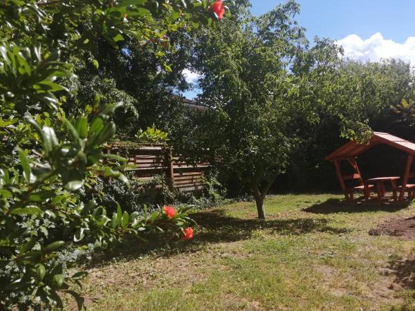 Rákos-patak Family House Garden & Free Parking - Budapest