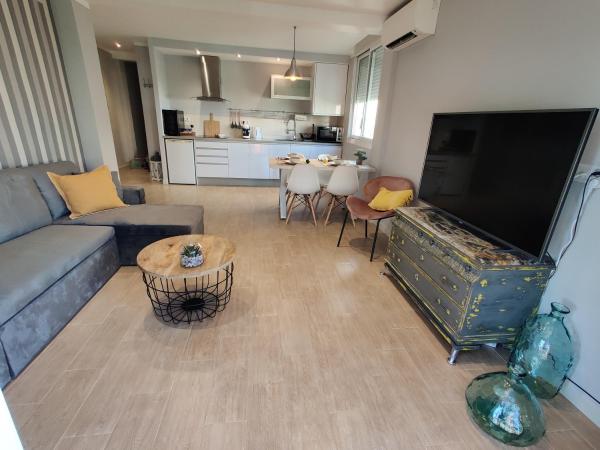 !Sonrie, Estas En Gandia ! A Solo 100m De La Playa Para 6 Personas! - Gandia