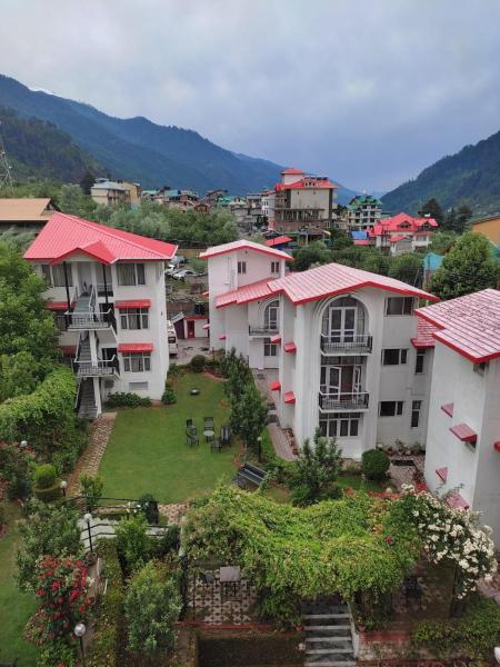 De Vivendi Resorts With 35000 Sqft Open Lawn With Bbq - Manali