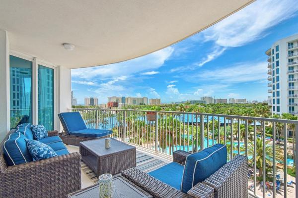 Palms Resort #1515 Full 2 Bedroom - Destin, FL