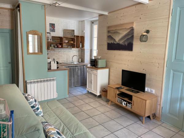 Studio Cosy Au Coeur De Saint Martin Vésubie - Lac du Mercantour