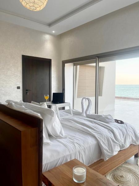 Paradisiac And Luxurious Villa With Private Beach In Dakhla - Dakhla