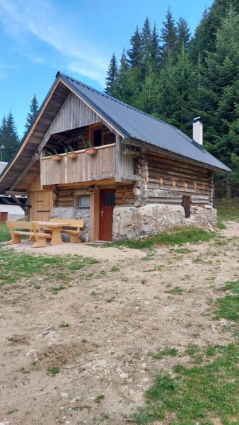 Hut Vaznik - Slowenien